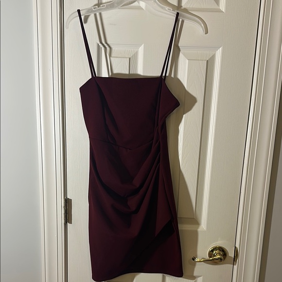 Windsor | Dresses | Windsor Burgundy Ruched Spaghetti Strap Mini Dress ...